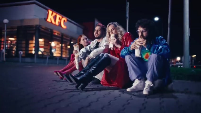 KFC - Respect shaorma, respect pofta #pebune